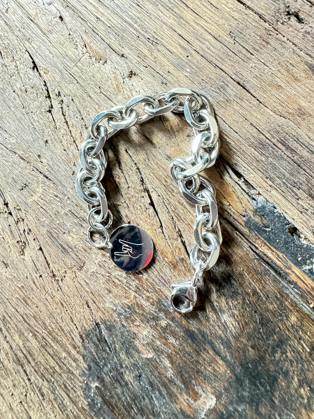 Armbänder – Nadiontherocks-Shop